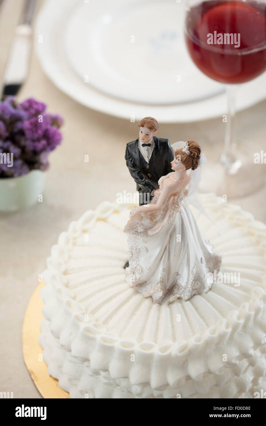 High angle of wedding cake Stock Photo - Alamy