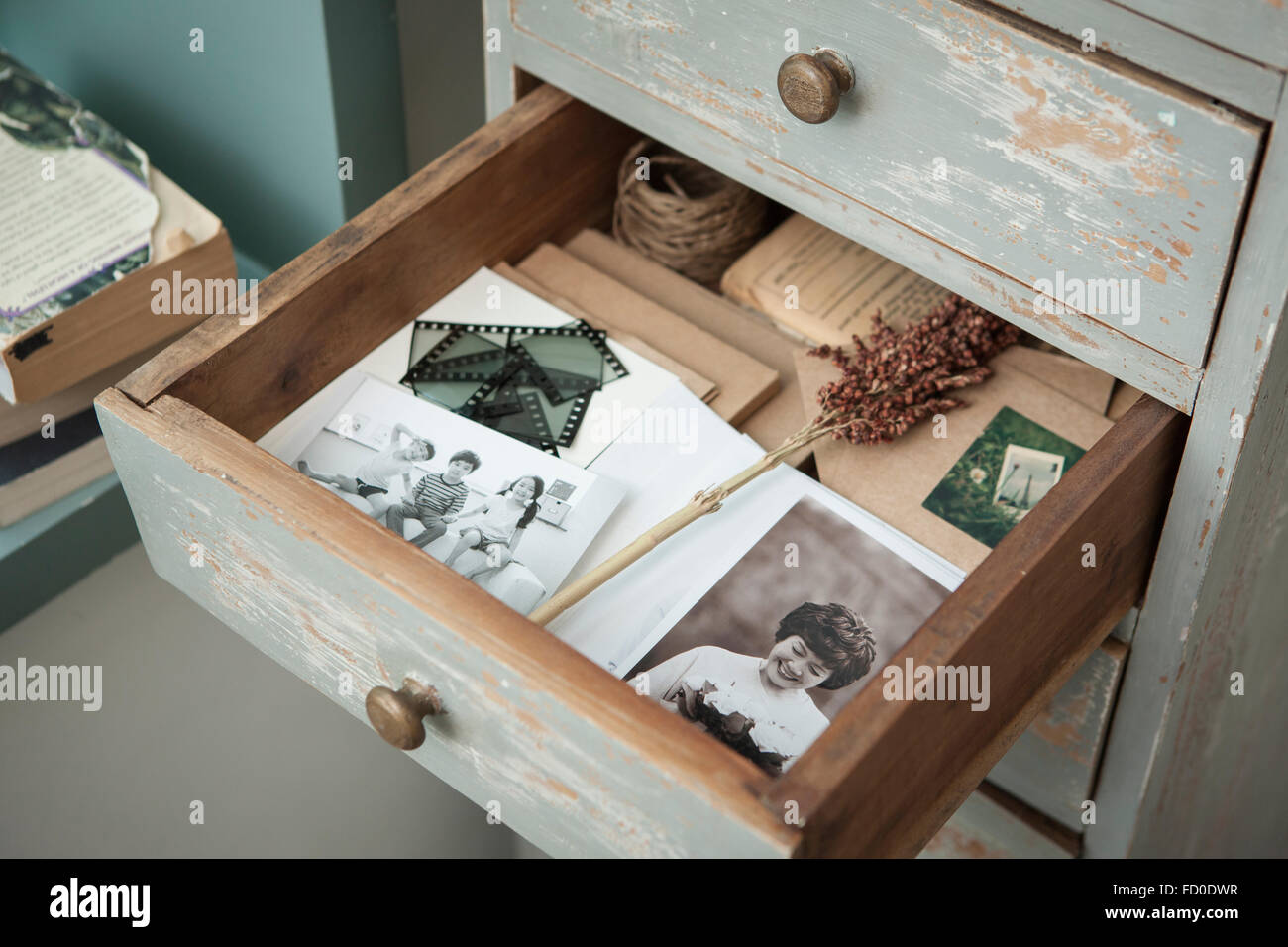 Open drawer with photos hi-res stock photography and images - Alamy