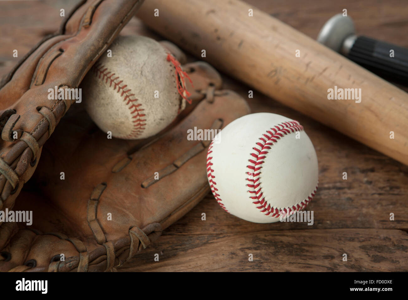 Baseball set hi-res stock photography and images - Alamy