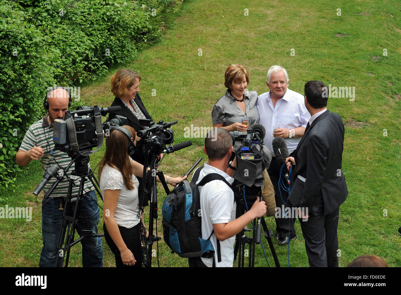 Facing the media Lottery winners Ivan and Susan Westbury celebrating ...