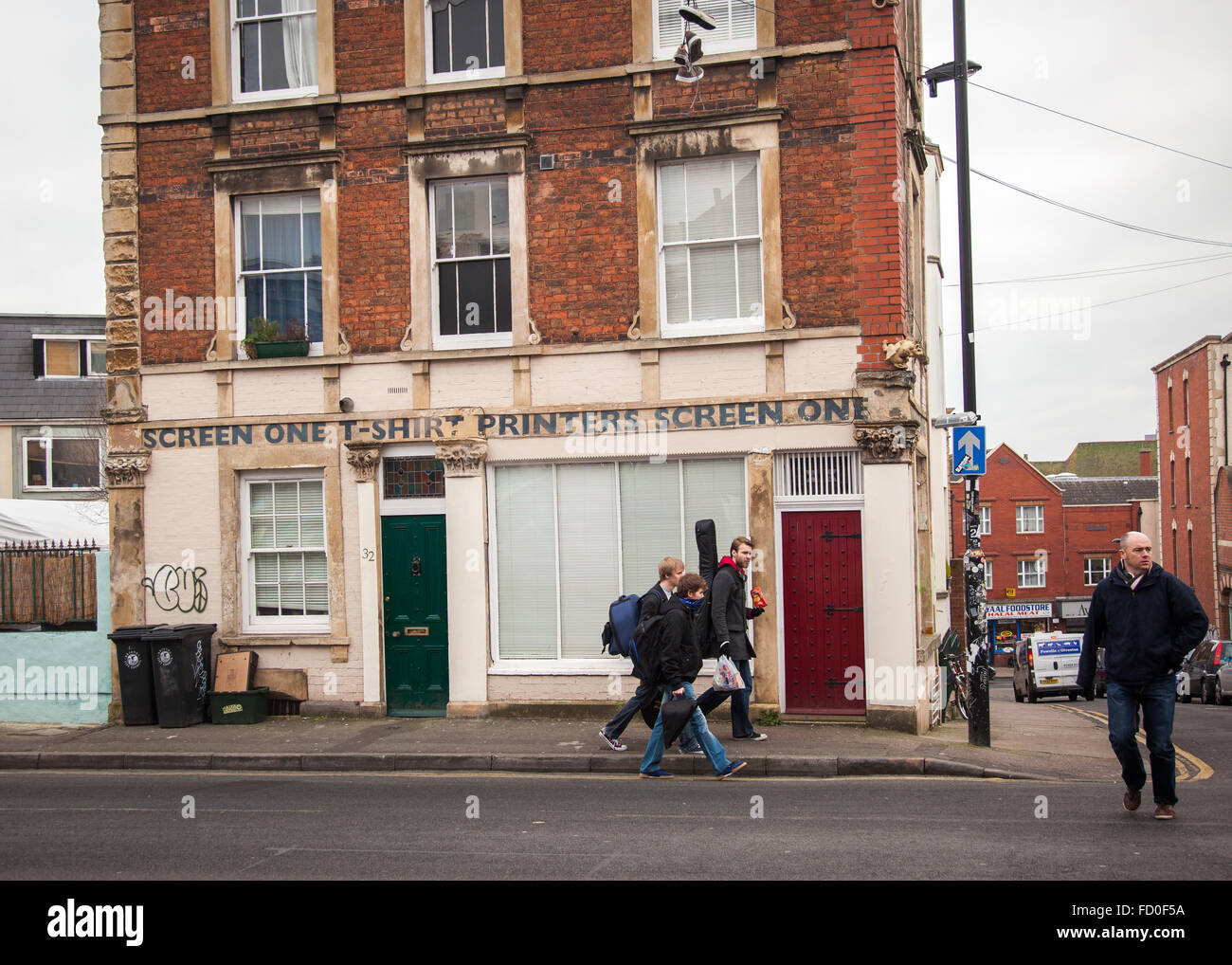 Old Victorian architecture + pedestrians in Stokes Croft, Bristol ...