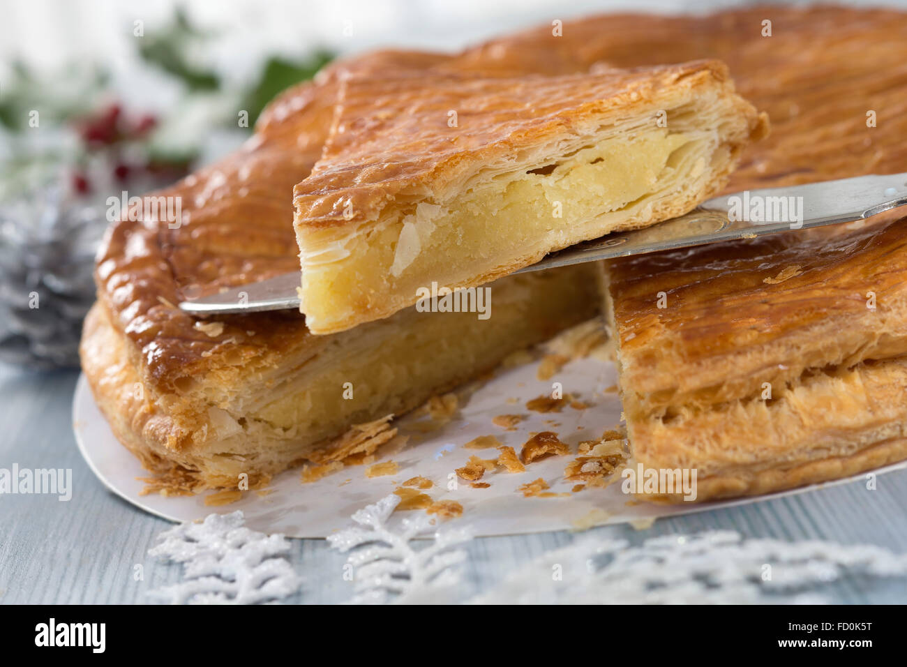 Isolated king cake hi-res stock photography and images - Alamy