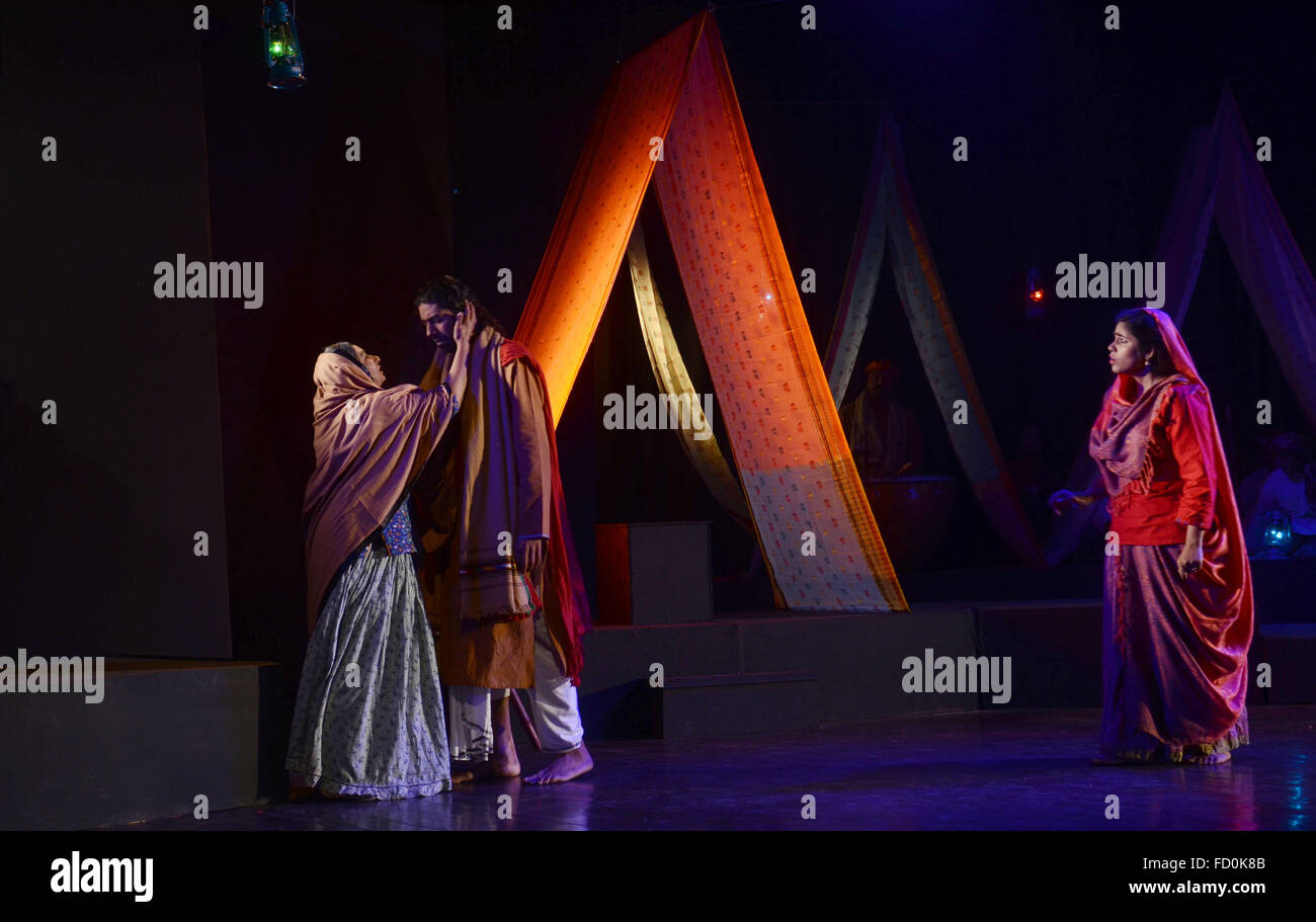 Lahore, Pakistan. 26th Jan, 2016. Pakistani artist performs on the ...