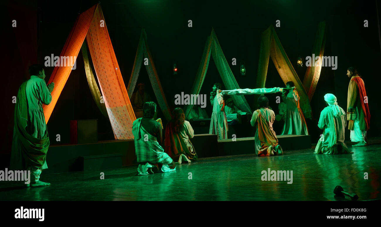 Lahore, Pakistan. 26th Jan, 2016. Pakistani artist performs on the ...