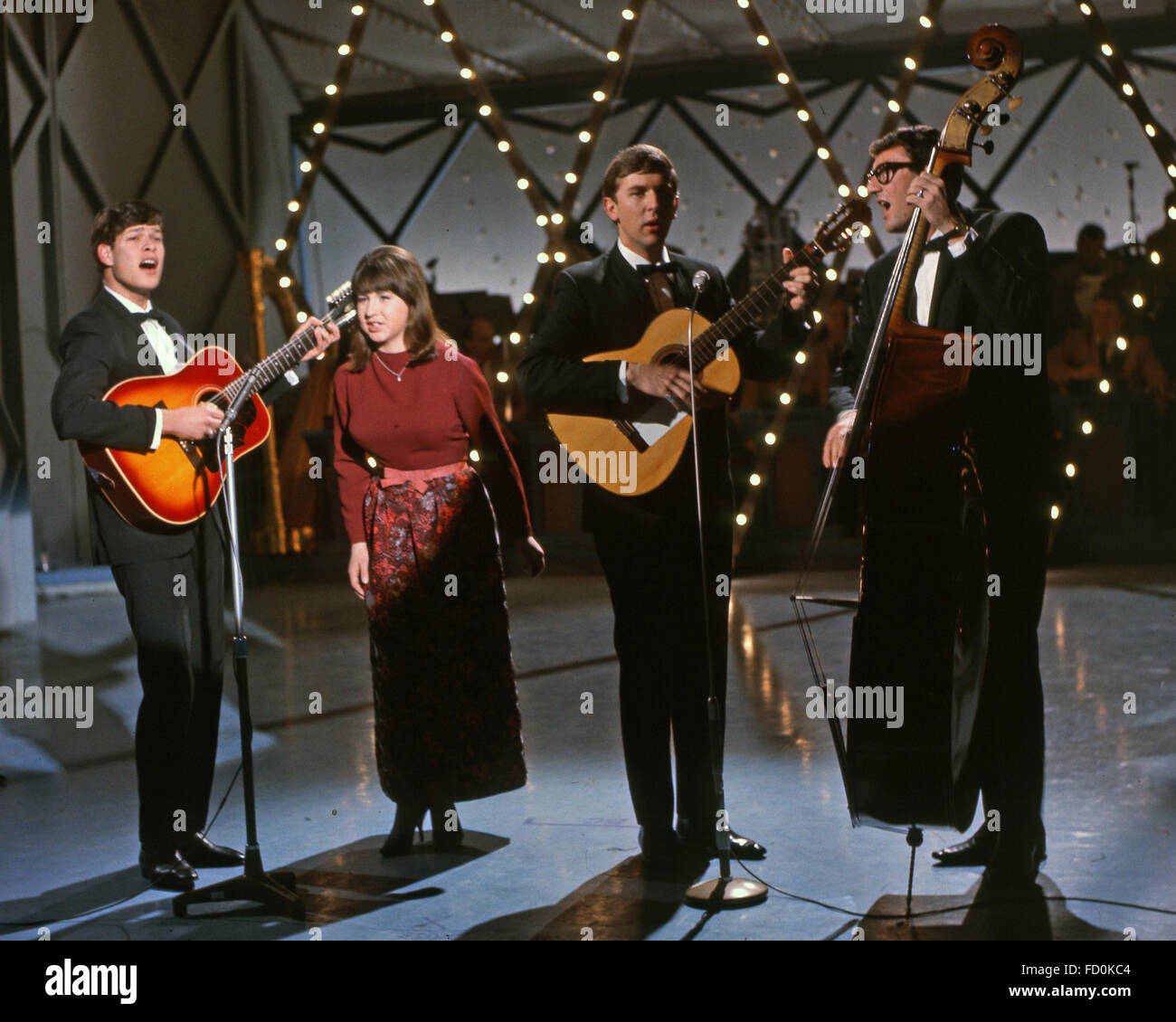 SEEKERS Australian pop group in 1965. From left: Keith Potger, Judith ...
