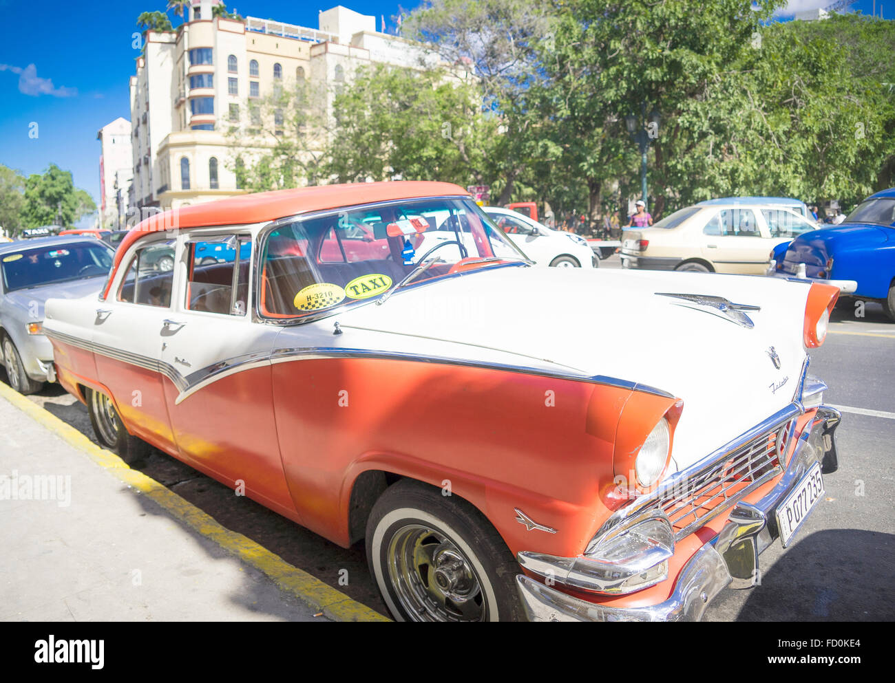 stylish vintage taxi cars in havana ,cuba Stock Photo - Alamy