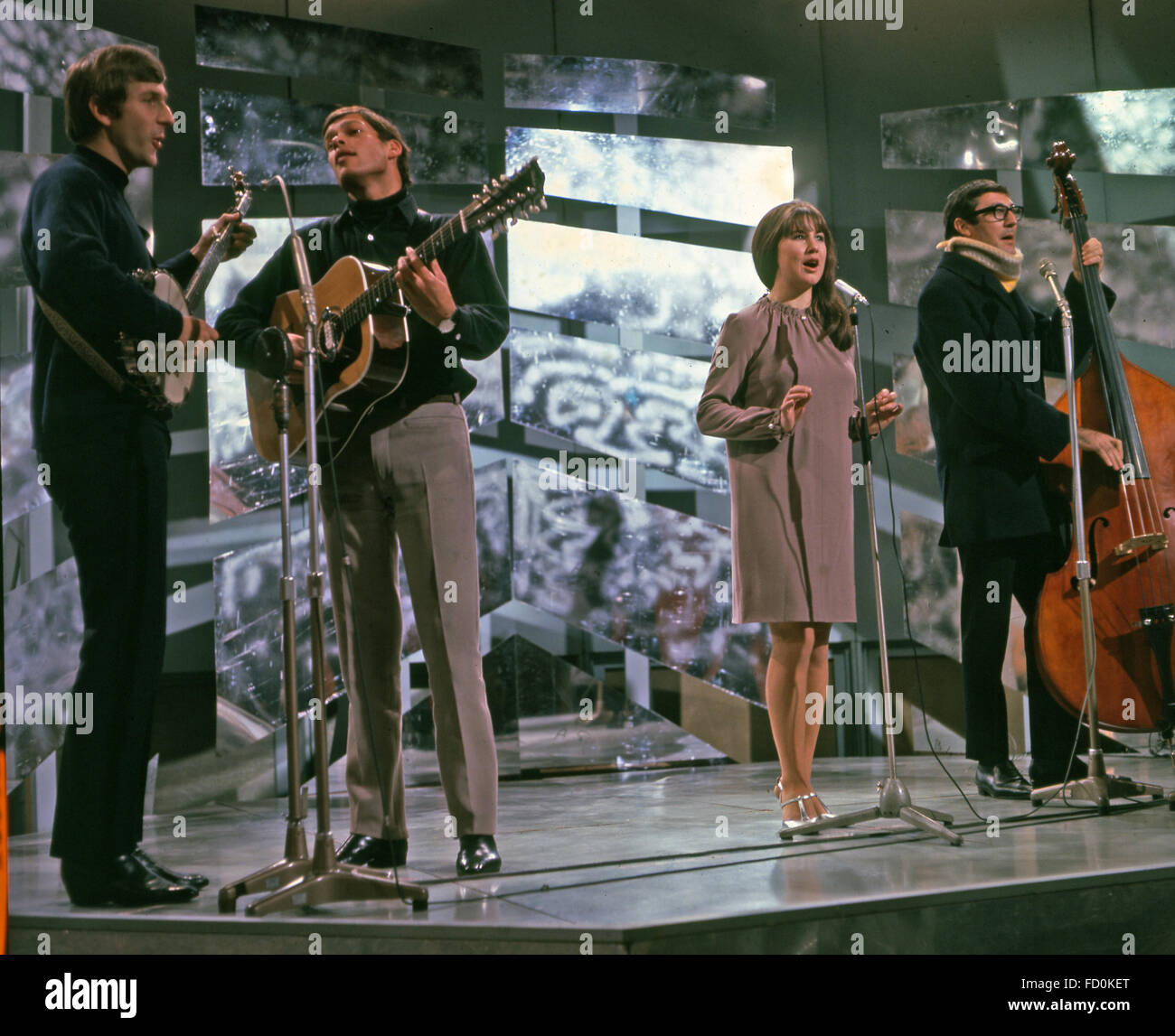 The seekers 1960s hi-res stock photography and images - Alamy