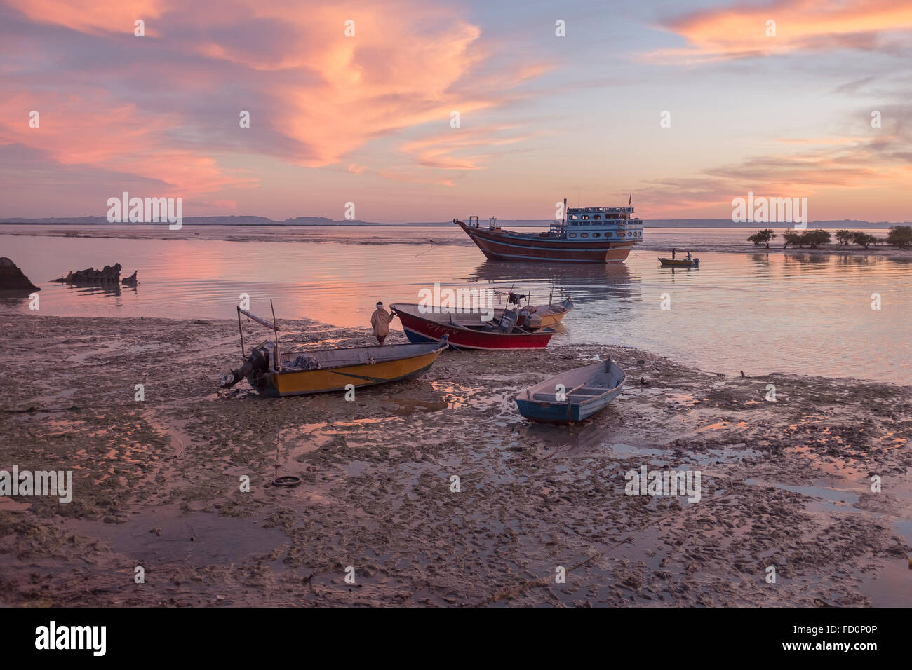 Ship in Laft, Qeshm island, Hormozgan, Iran Stock Photo - Alamy