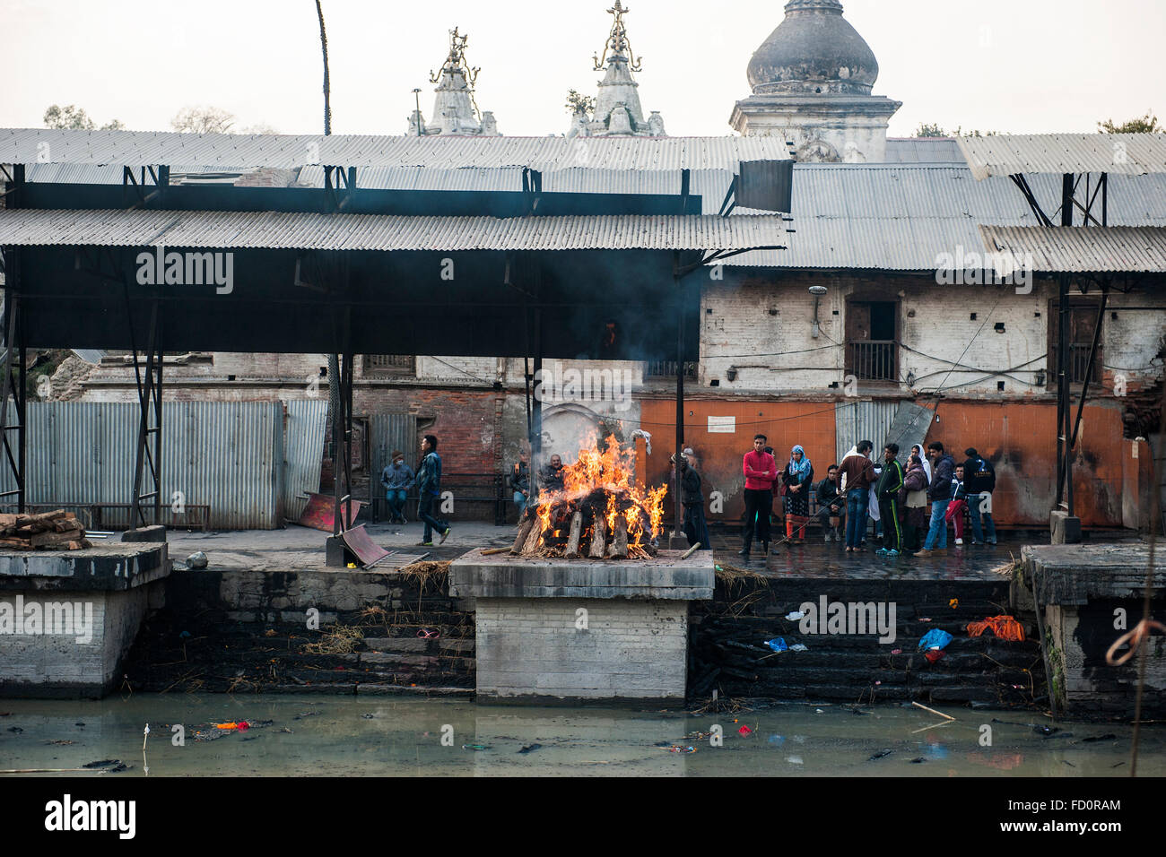 Nepal, Kathmandu, Pashupatinath, cremation funeral Stock Photo - Alamy