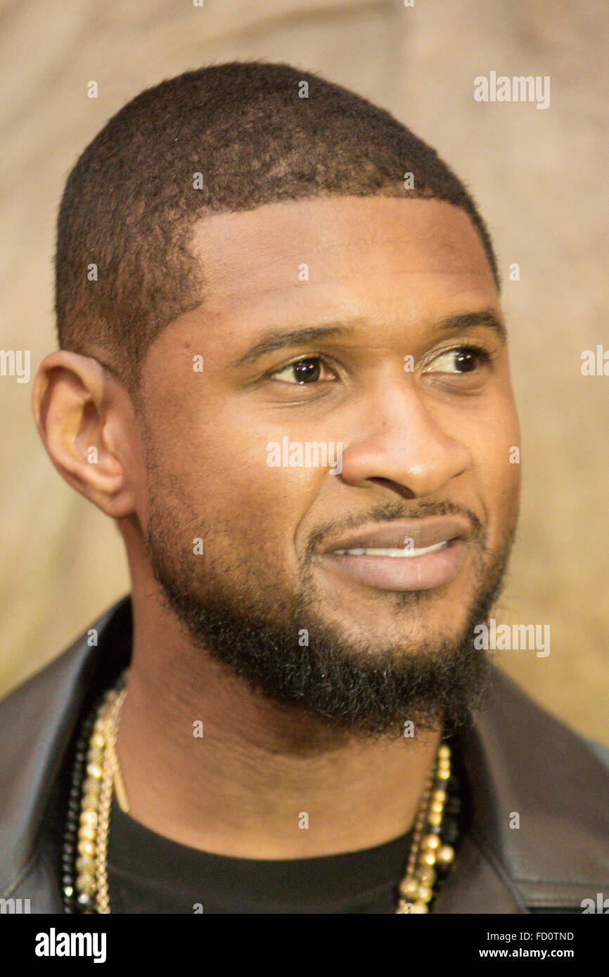 Usher raymond grammy hi-res stock photography and images - Alamy