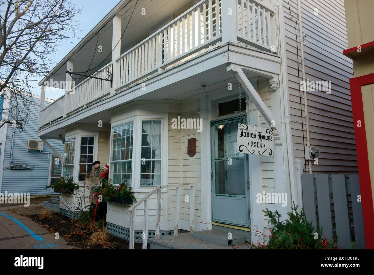 James house hi-res stock photography and images - Alamy