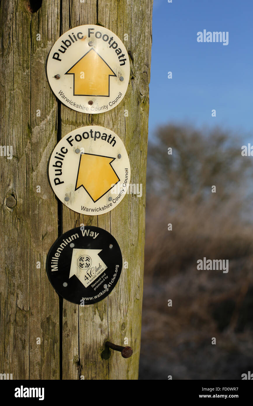 Signposted footpath hi-res stock photography and images - Alamy