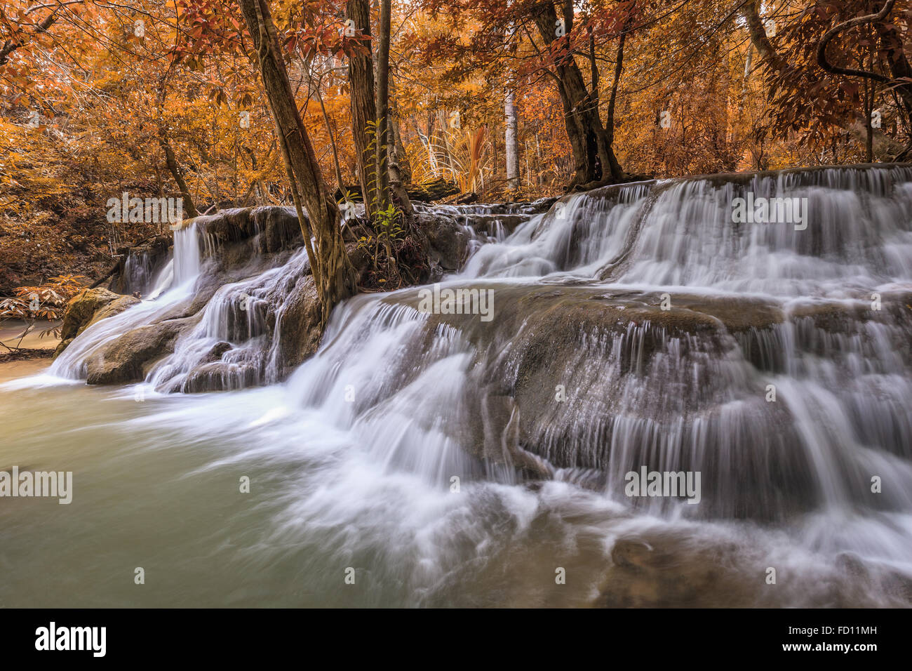 Autumn waterfall landscape hi-res stock photography and images - Alamy
