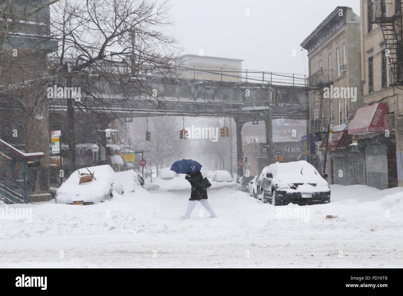 Covered crosswalk hi-res stock photography and images - Alamy