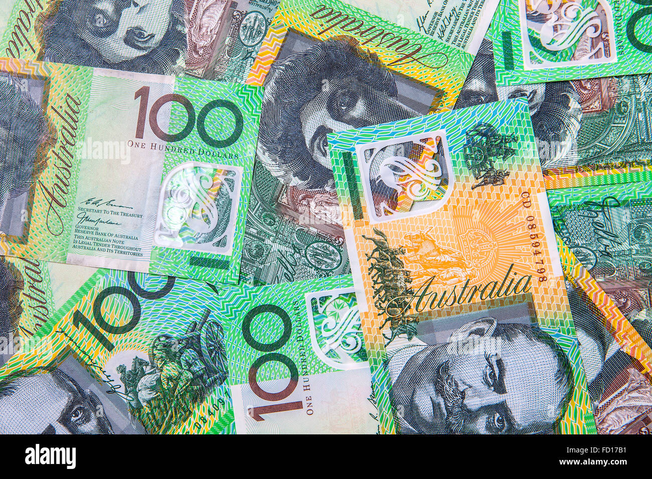 Currecny - Australian one hundred dollar notes ($100 Stock Photo - Alamy