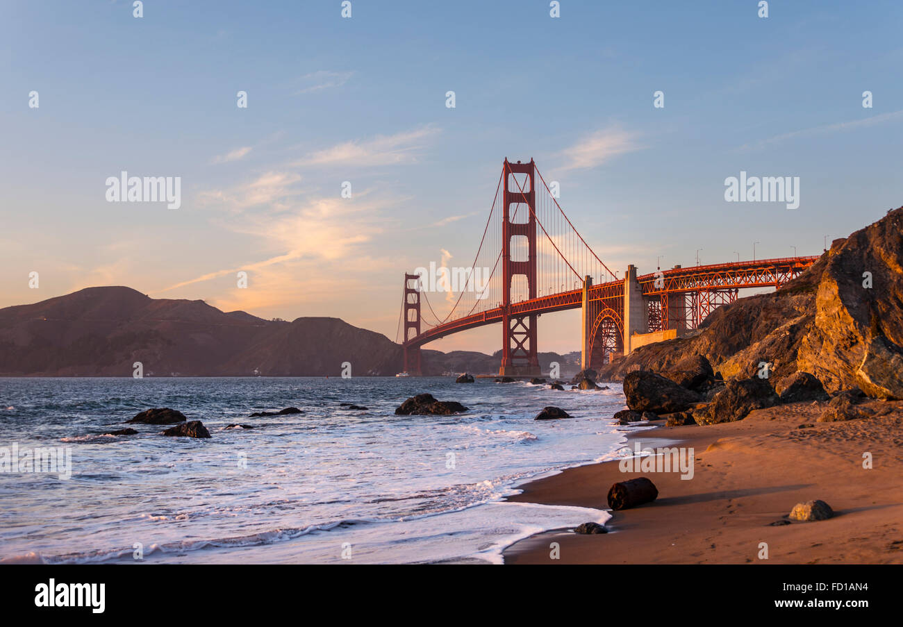Golden Gate Bridge, Marshall's Beach, rocky coast, San Francisco, USA ...