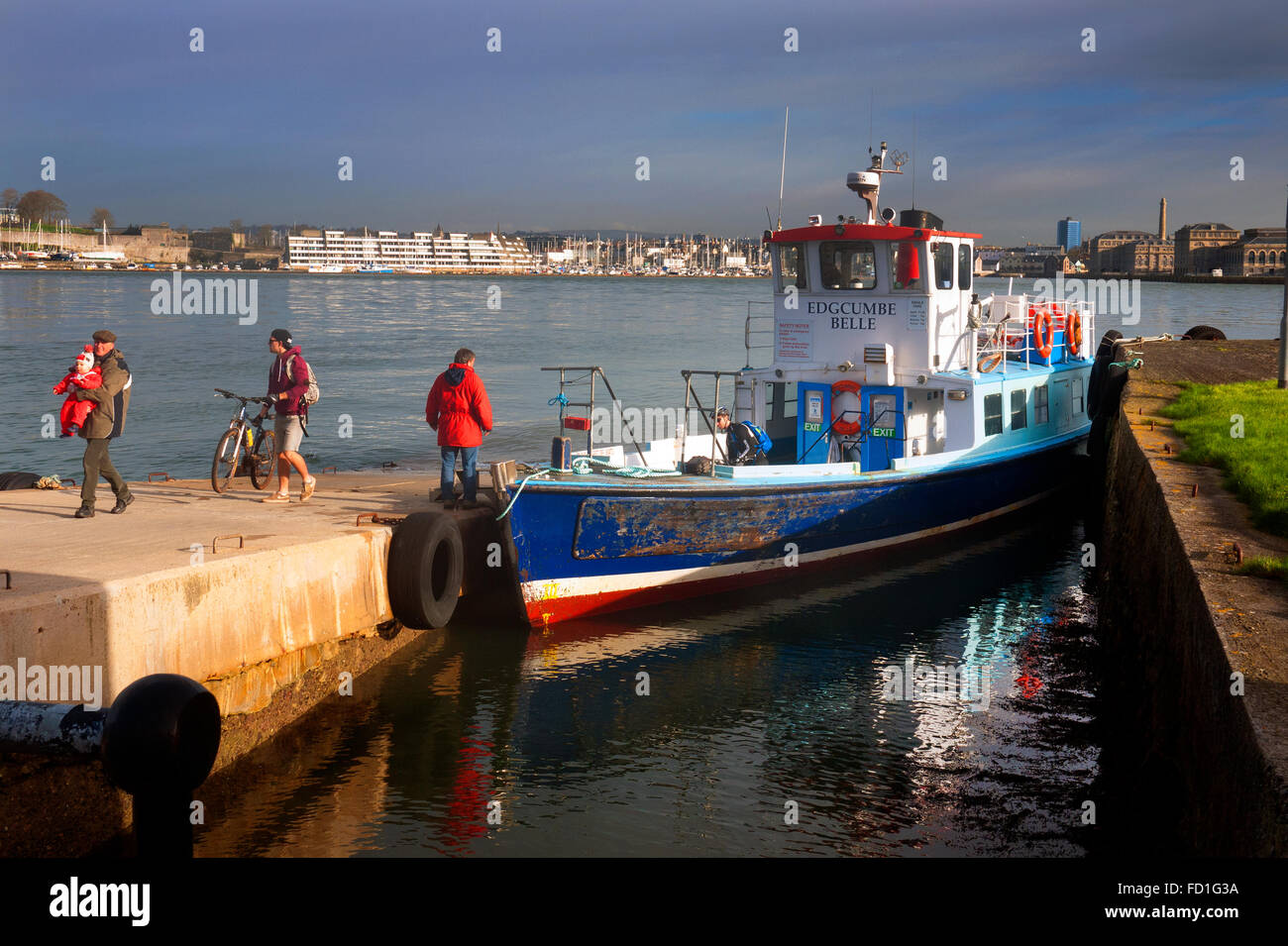 The Edgcumbe Belle Cremyll Ferry arrives at Mount Edgcumbe opposite ...