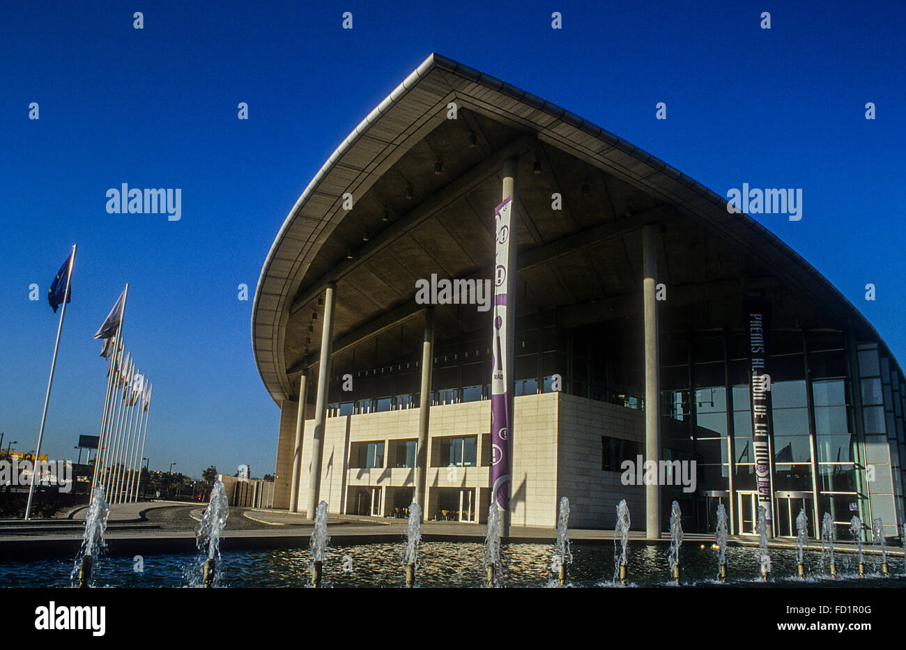 Palacio de Congresos (Convention Center) by Norman Foster,Valencia ...