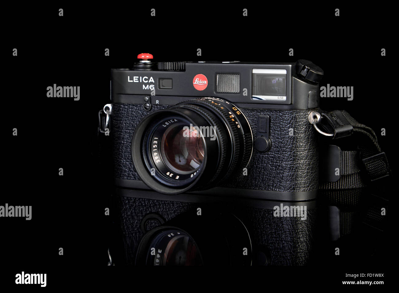 Leica M6 Stock Photos & Leica M6 Stock Images - Alamy