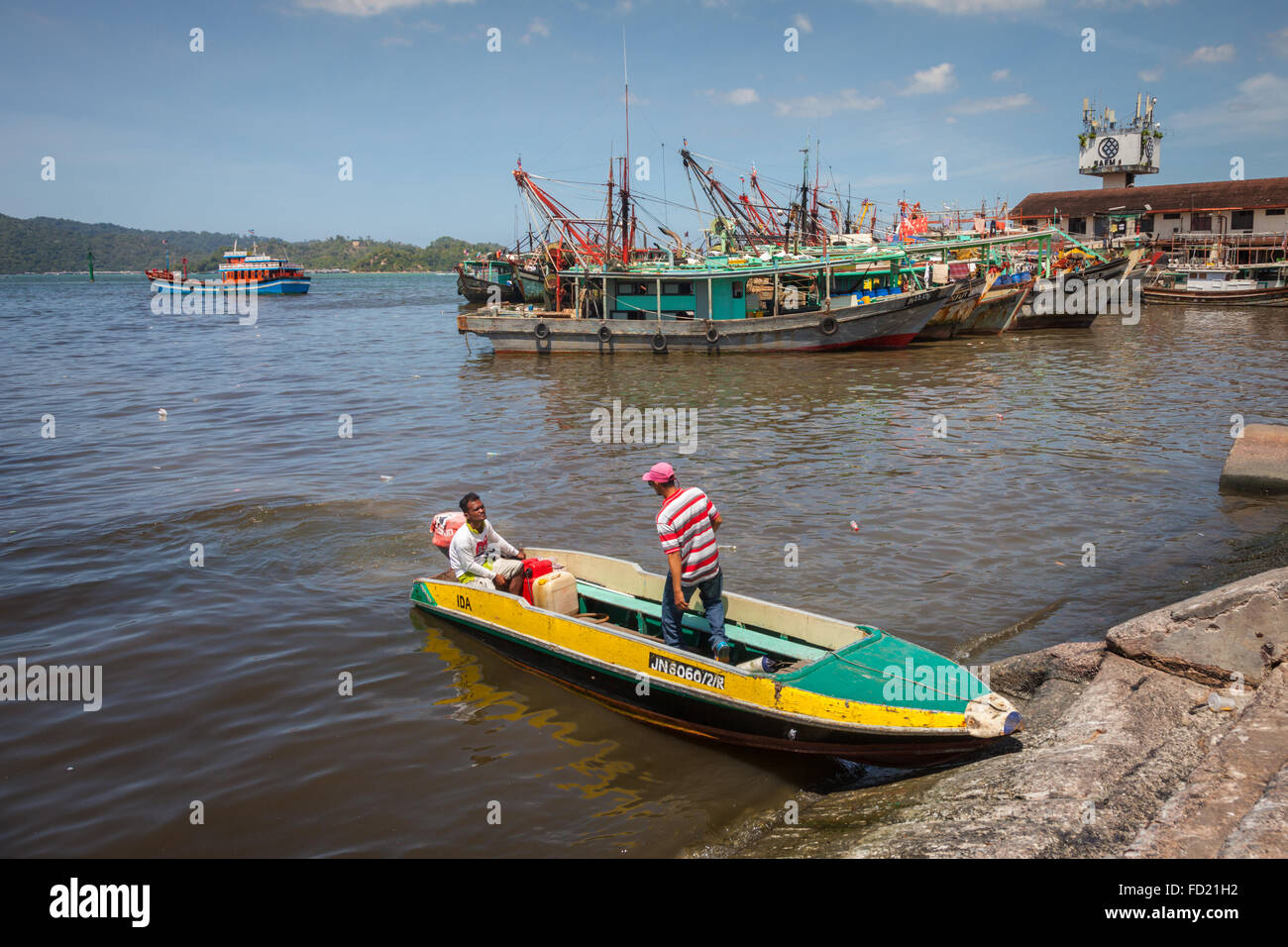 Malaysia sabah fishing boat in hi-res stock photography and images - Alamy
