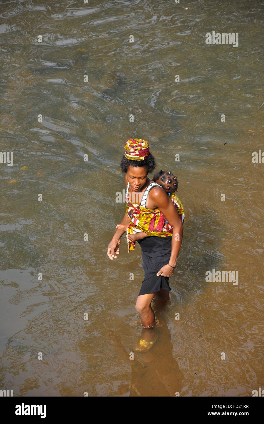 Togo, surrounding of Lomè, washing in the river Stock Photo - Alamy