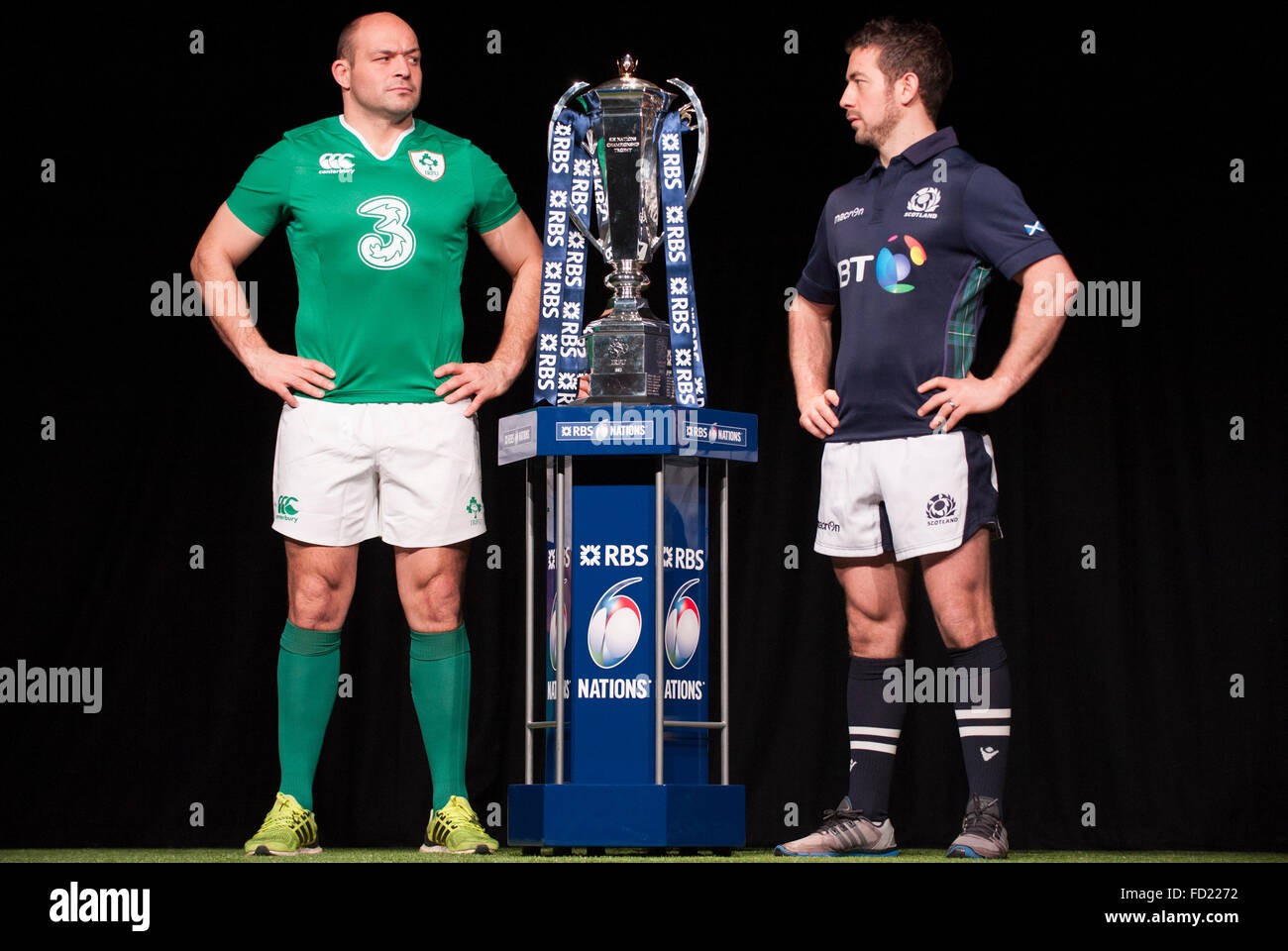 Scotland team captain greg laidlaw hi-res stock photography and images ...