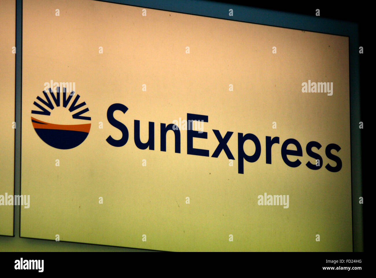Sun logo hi-res stock photography and images - Alamy