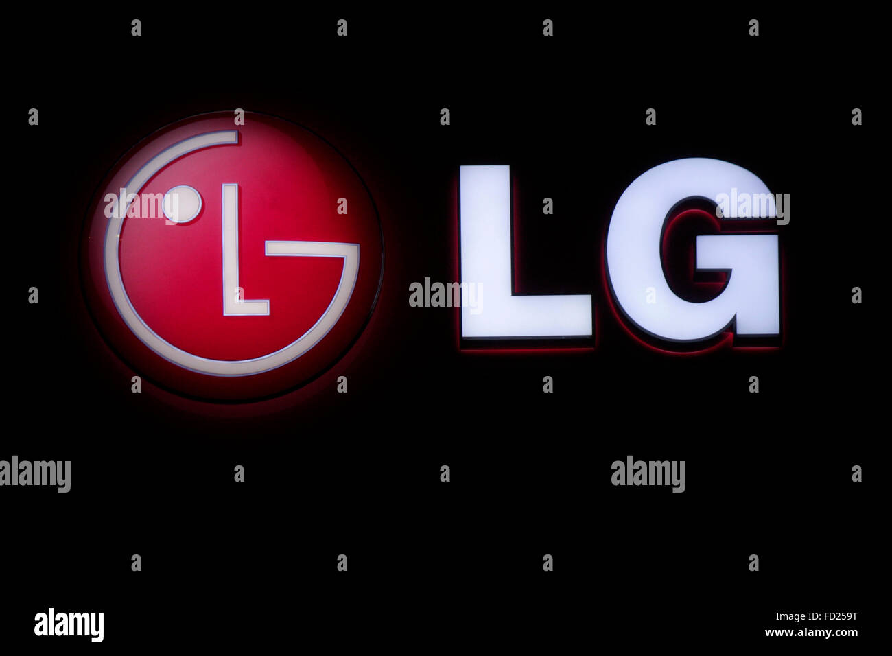 Lg sign hi-res stock photography and images - Alamy