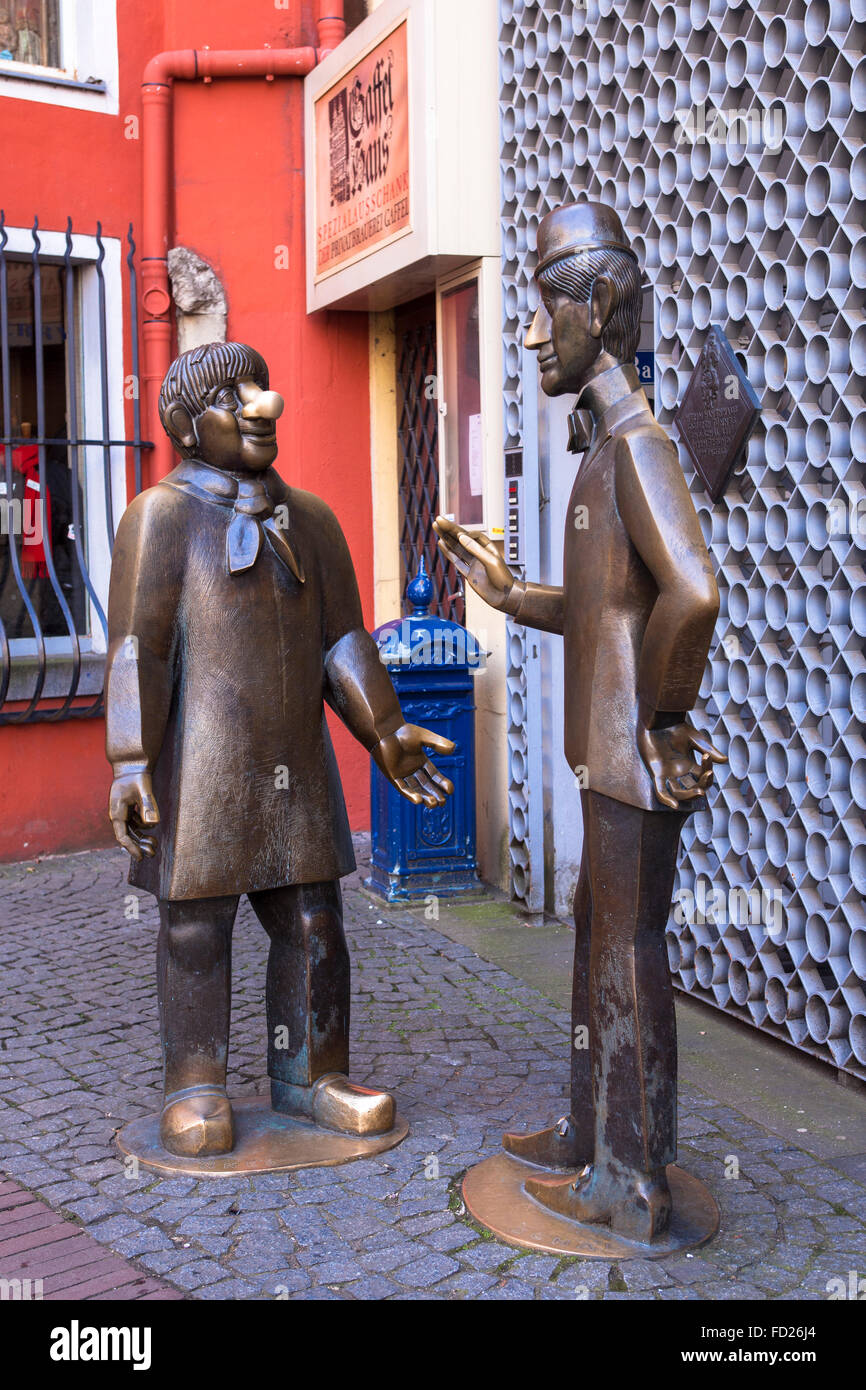 Europe, Germany, Cologne, Tuennes and Schael monument in the old part ...