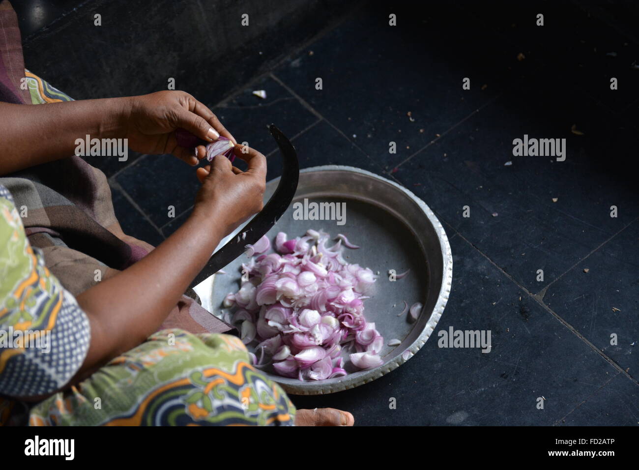 Feet of indian woman hi-res stock photography and images - Alamy