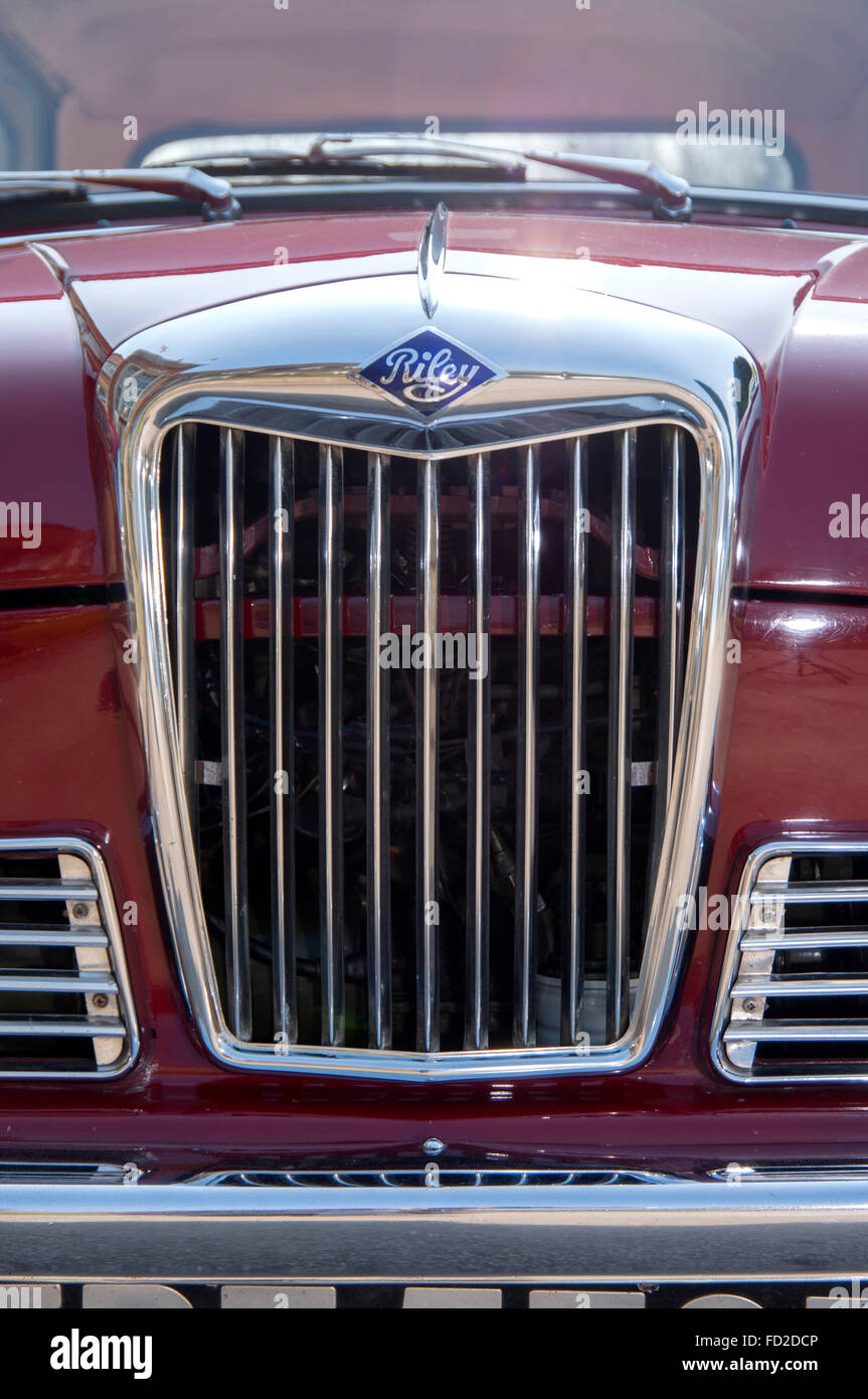 Riley Elf Mk3 - 1960s badge engineering Austin Mini based saloon car ...