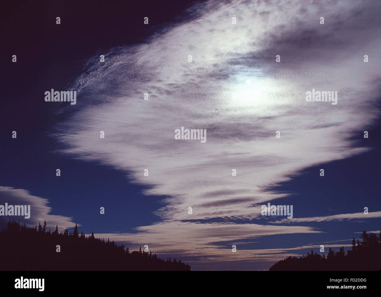 Unusual cloud formation hi-res stock photography and images - Alamy