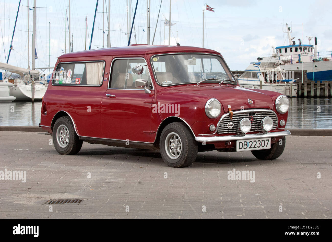 Morris mini van hi-res stock photography and images - Alamy