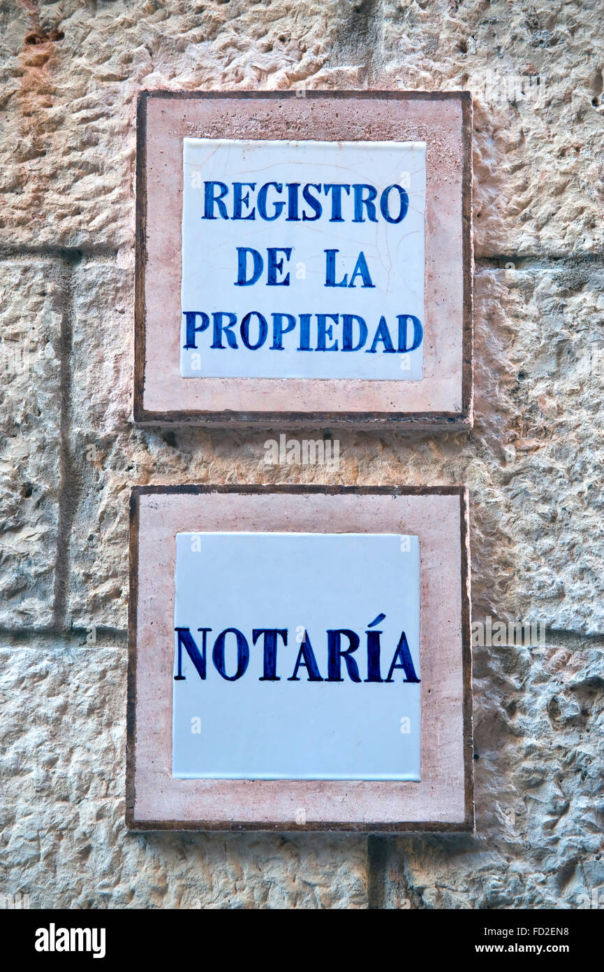 Notary office sign hi-res stock photography and images - Alamy