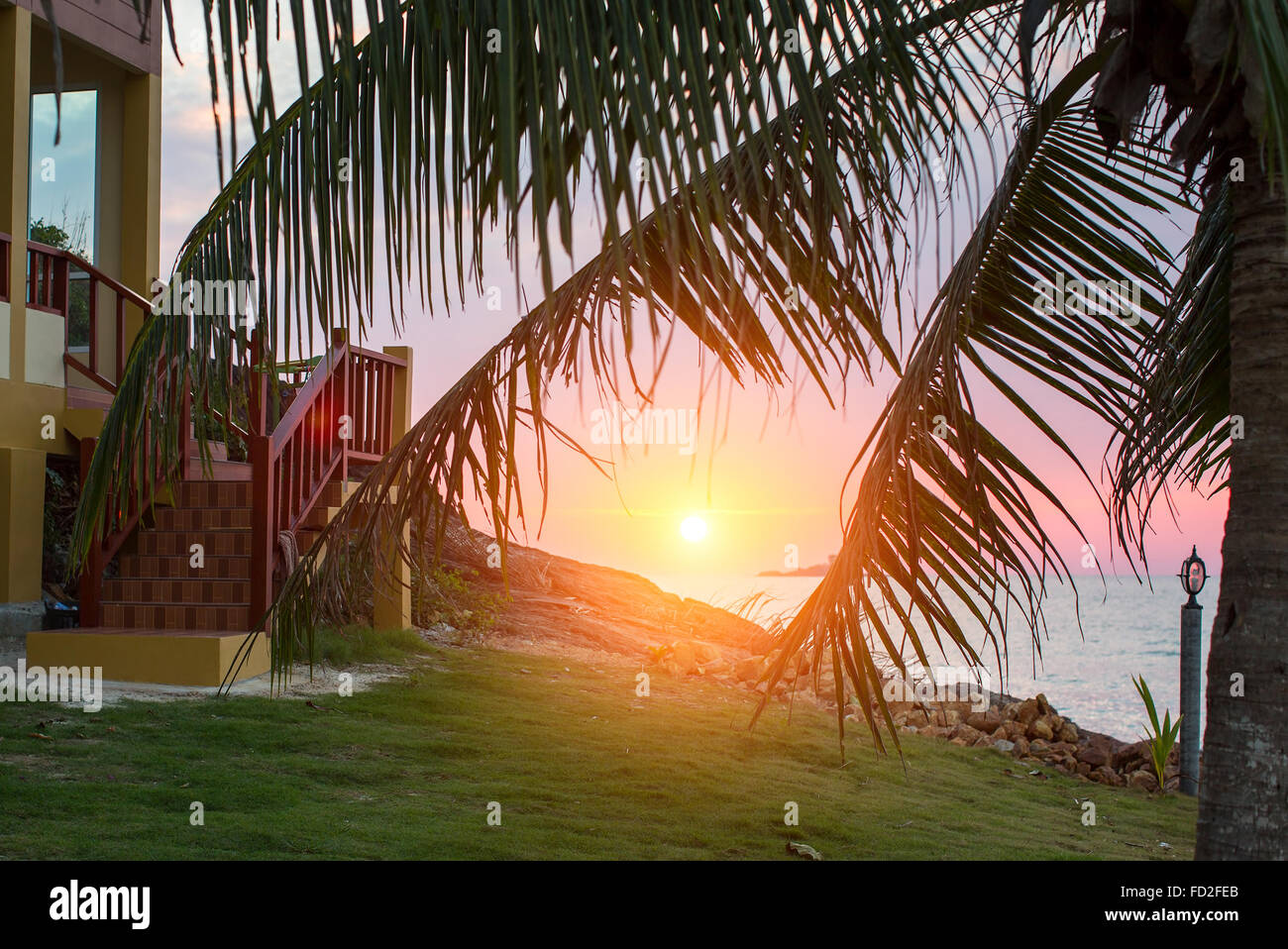 Beach house porch hi-res stock photography and images - Alamy