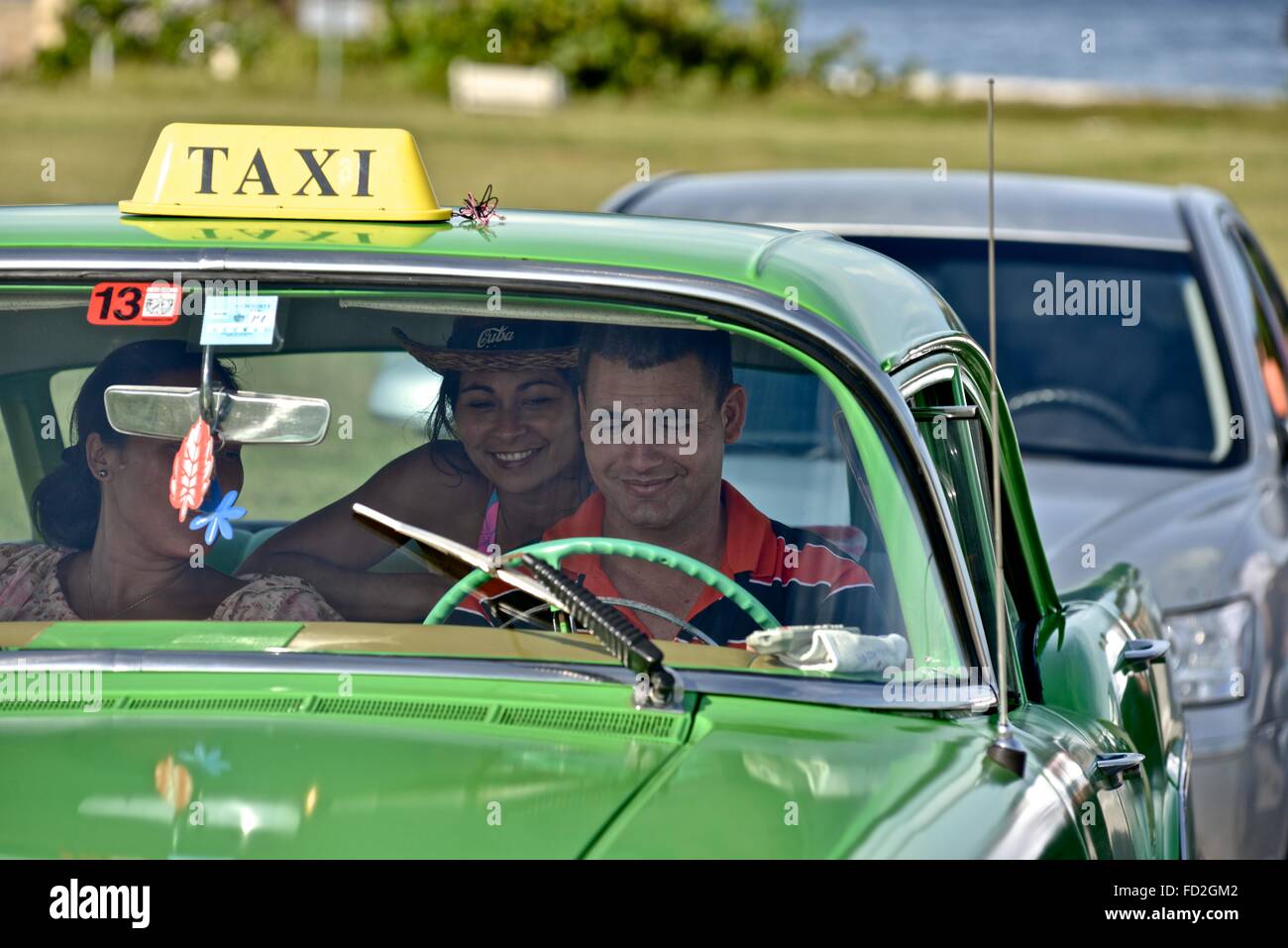 Cuban taxi hi-res stock photography and images - Alamy
