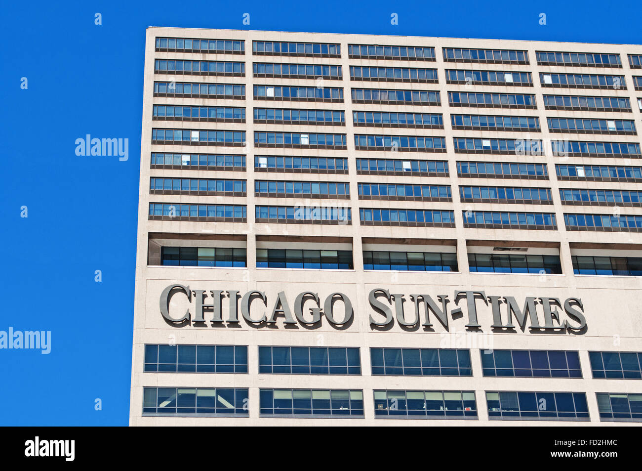 Chicago: canal cruise on Chicago River, looking up at Chicago Sun-Times ...