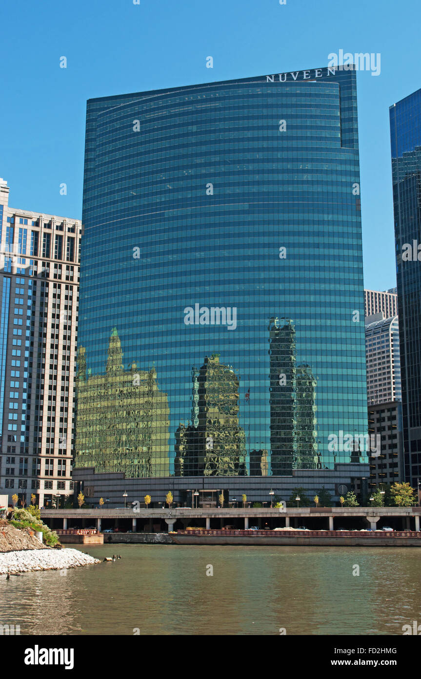 Nuveen building hi-res stock photography and images - Alamy
