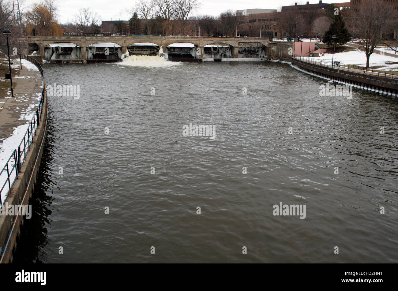 Flint River, Flint, Michigan 2016 Stock Photo - Alamy