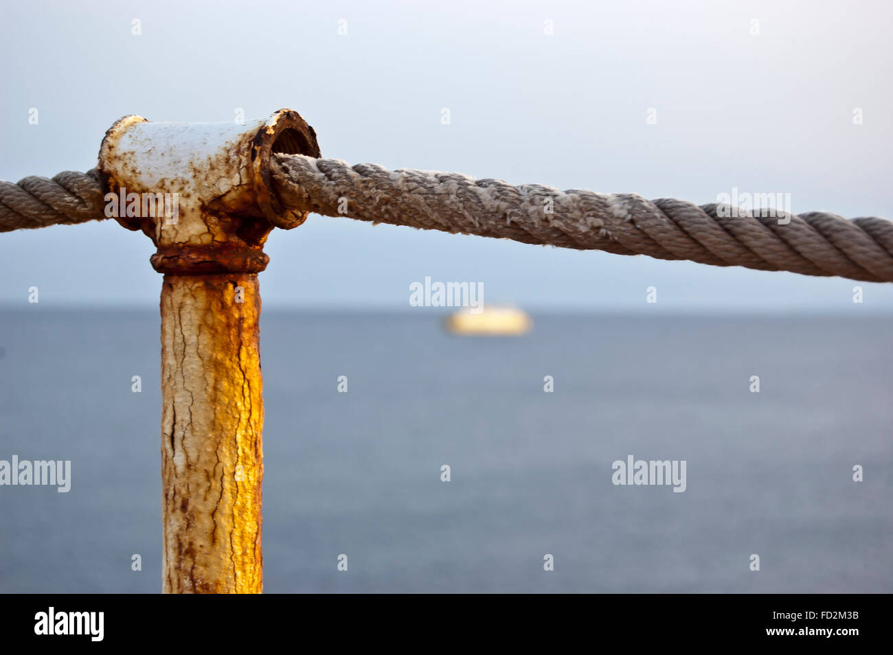 Lashing chain hi-res stock photography and images - Alamy