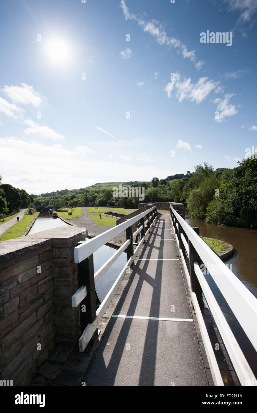 Cheshire basin hi-res stock photography and images - Alamy