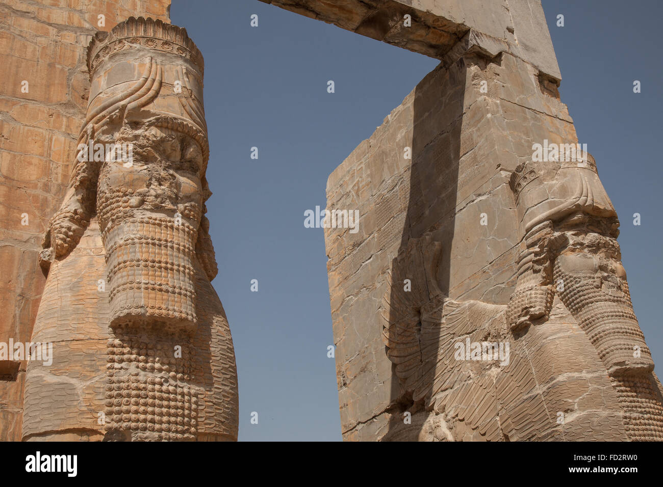 statues on the entrance of the royal palace, Persepolis Stock Photo - Alamy