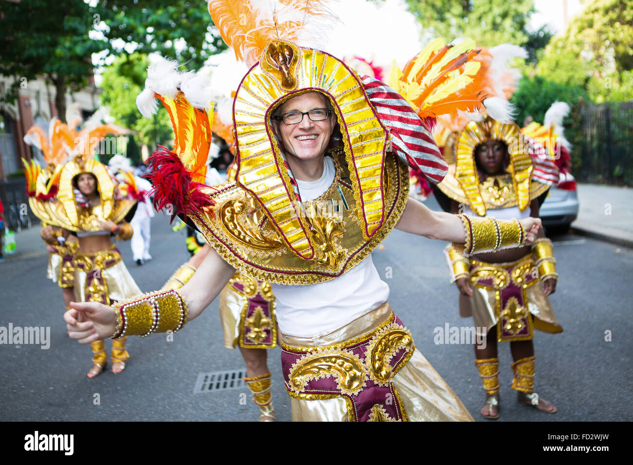 Notting hill carnival dancers hi-res stock photography and images - Alamy