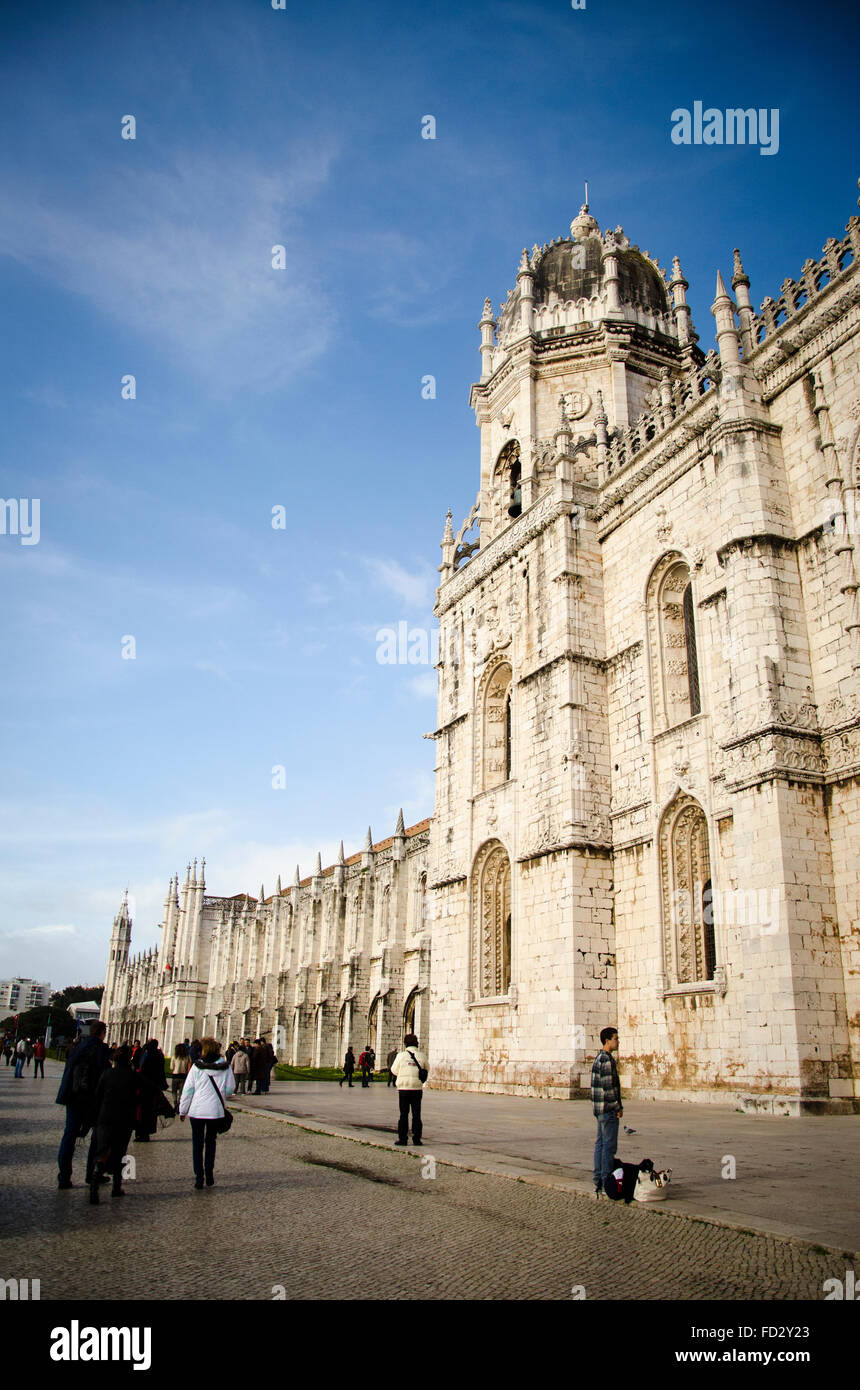 Ruas de portugal hi-res stock photography and images - Alamy