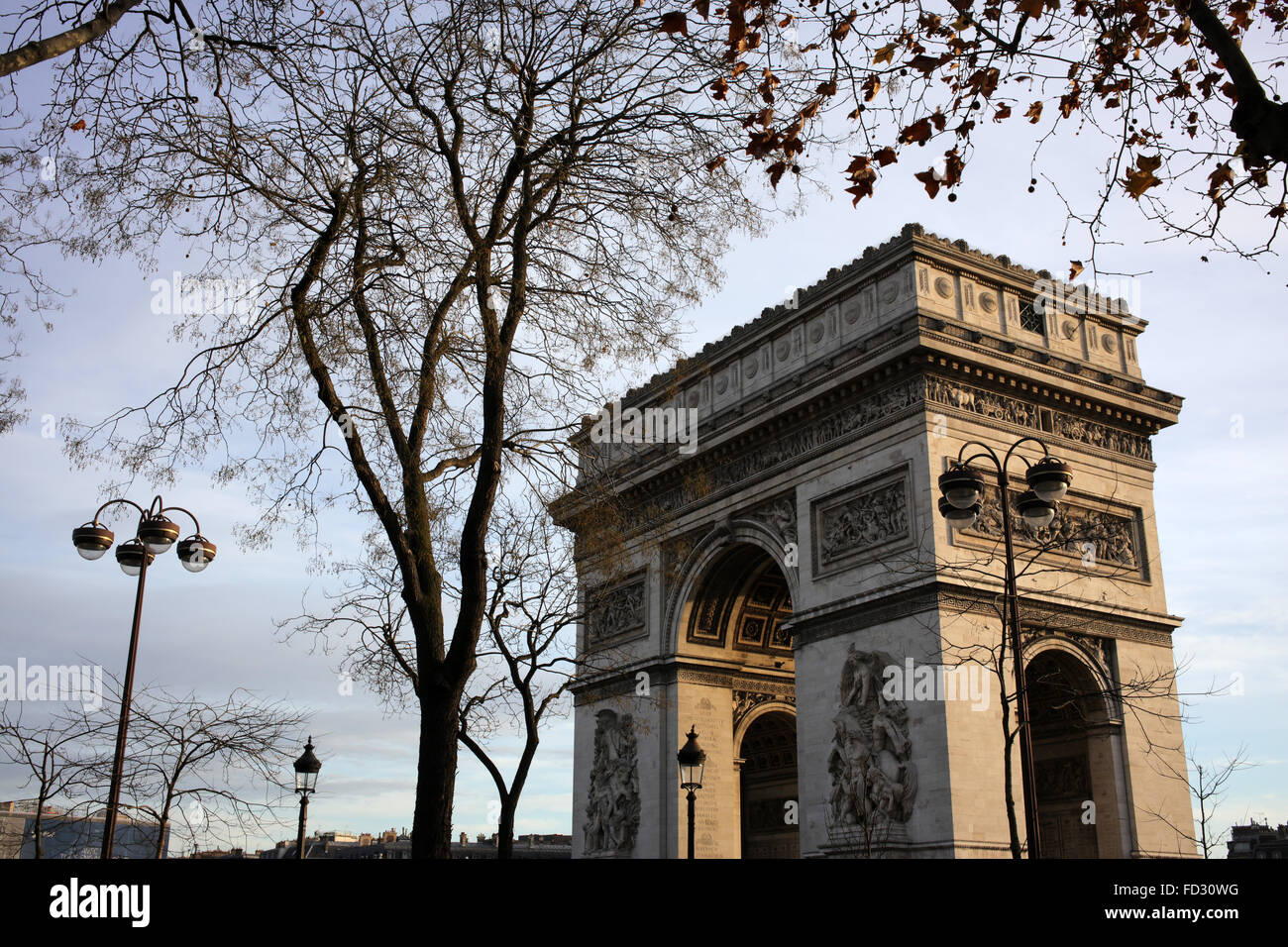 Place charles de gaulle etoile hi-res stock photography and images - Alamy