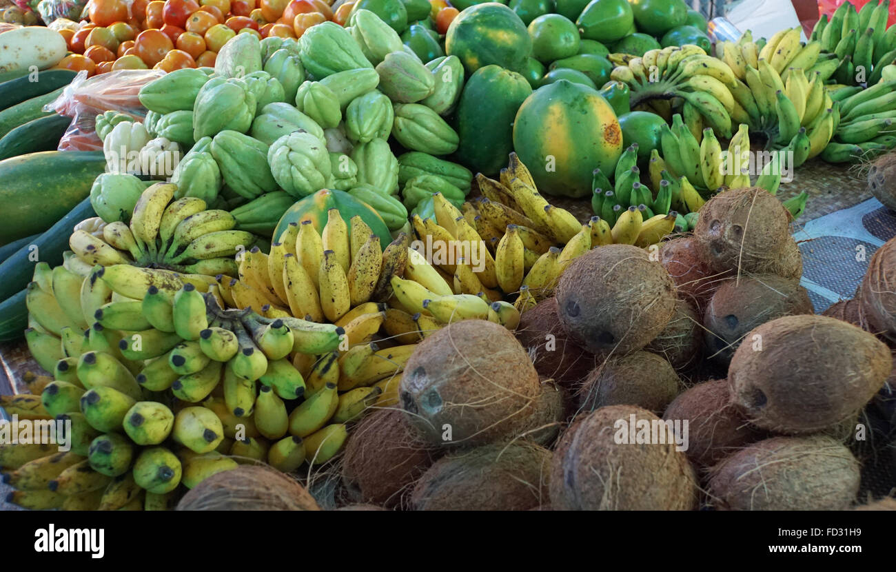 tropical market in victoria on mahe island Stock Photo - Alamy