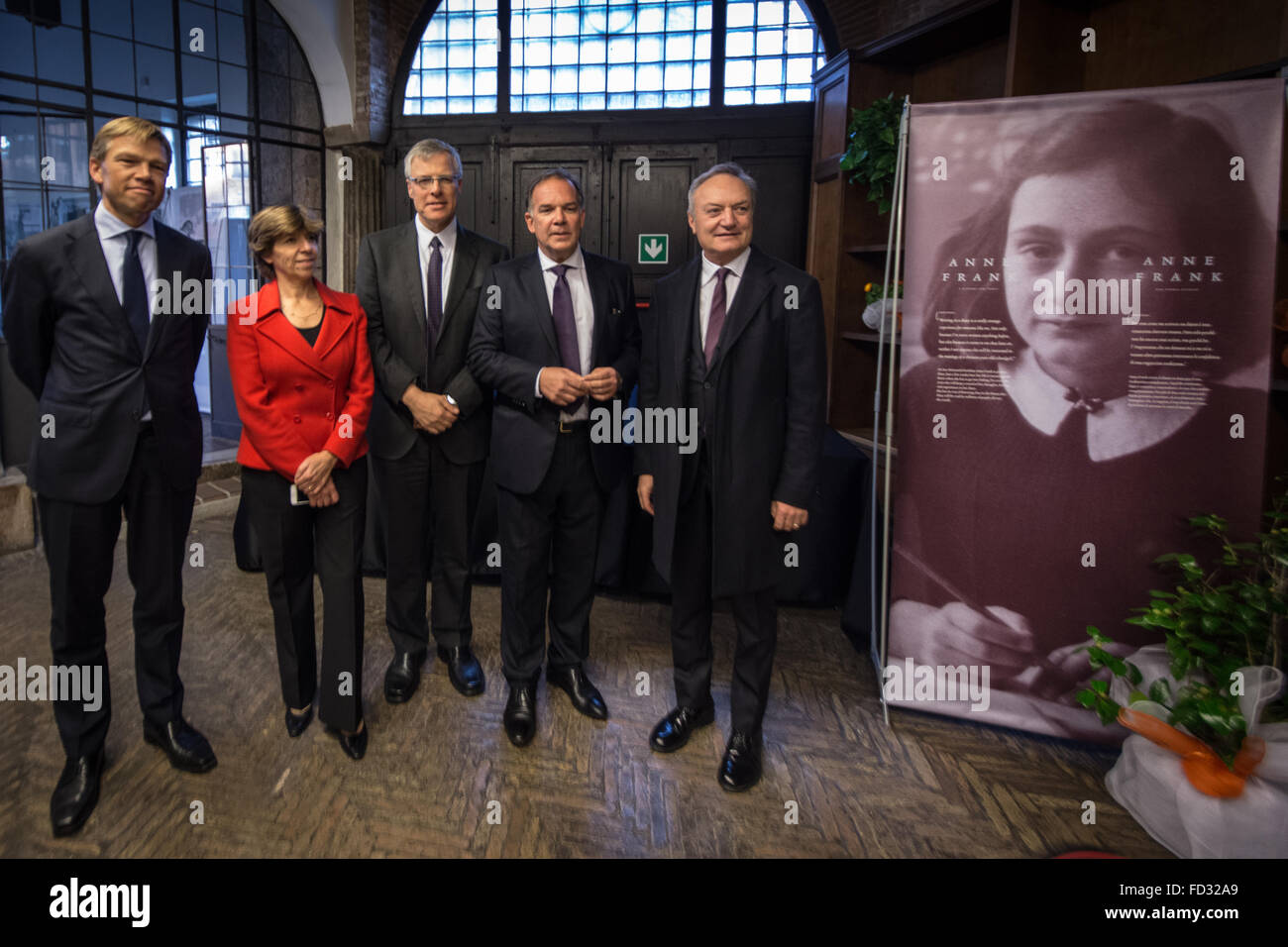 Naor gilon hi-res stock photography and images - Alamy