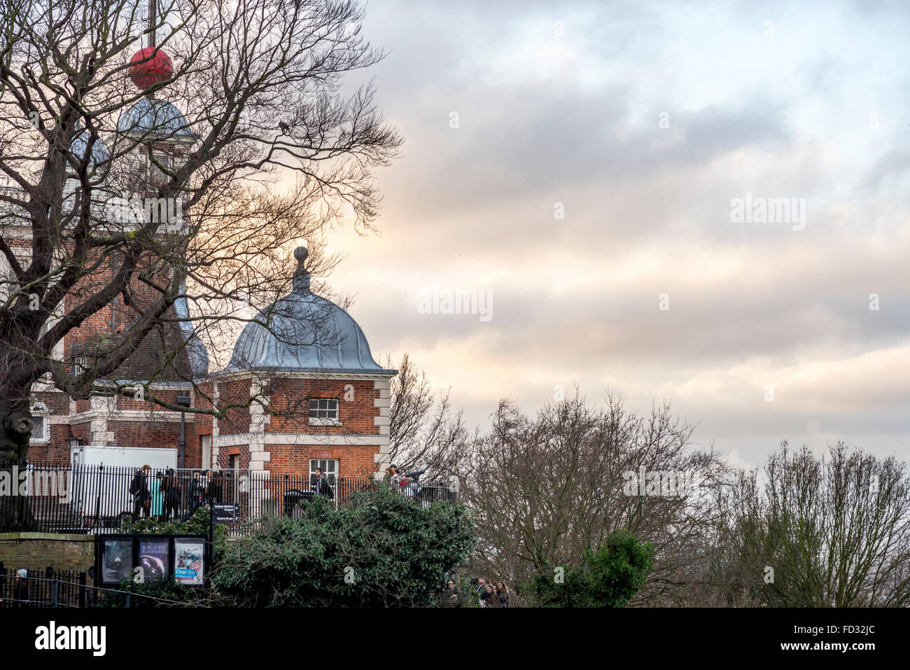 Evening view of Greenwich Observatory at Greenwich park, London Stock ...