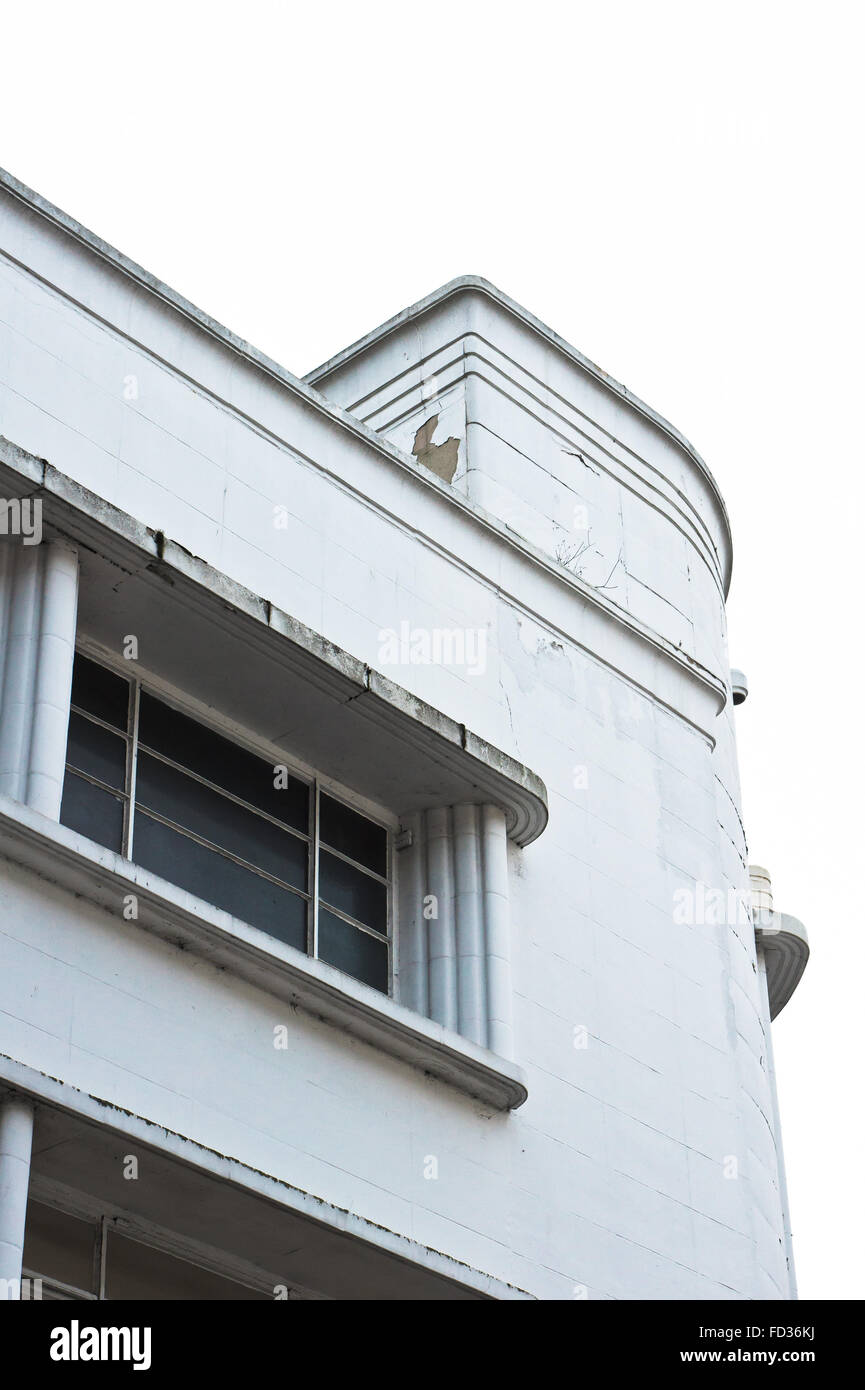 1930s building uk hi-res stock photography and images - Alamy