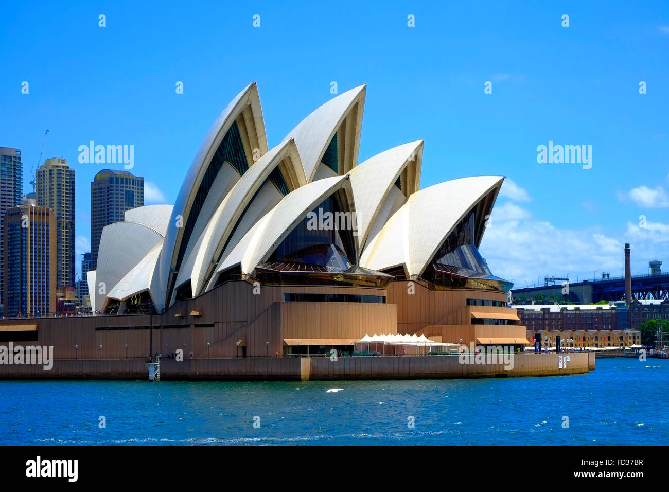 Sydney opera house concept image hi-res stock photography and images ...